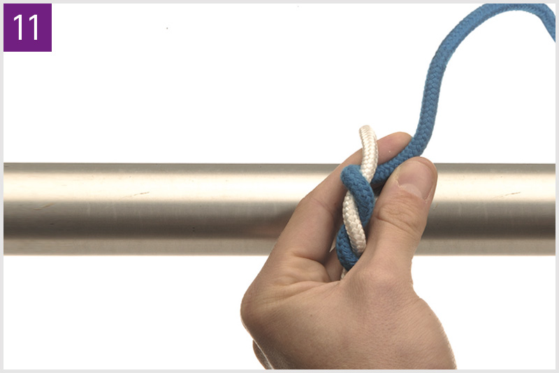 Surgeon’s Knot (Common technique)